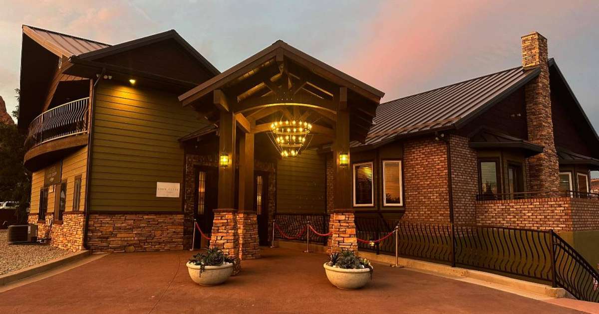 Welcome to the Zion Cliff Lodge